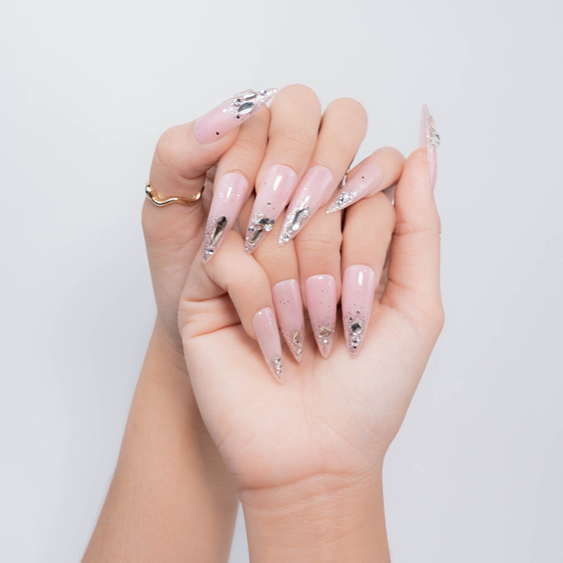 Stunning | Móng đính đá | CocoNala